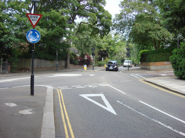 Mini roundabouts and deadlock – Random Tech Thoughts